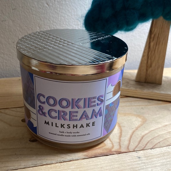 Bath & Body Works | Accents | Bath Body Works Cookies Cream Milkshake ...